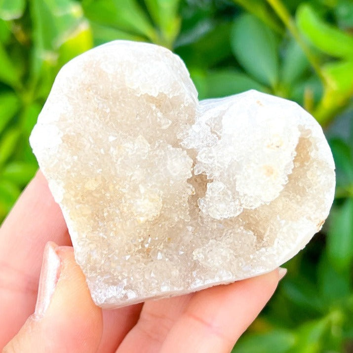 Quartz Geode Heart - Geode Carving - MAGIC CRYSTALS – Magic Crystals